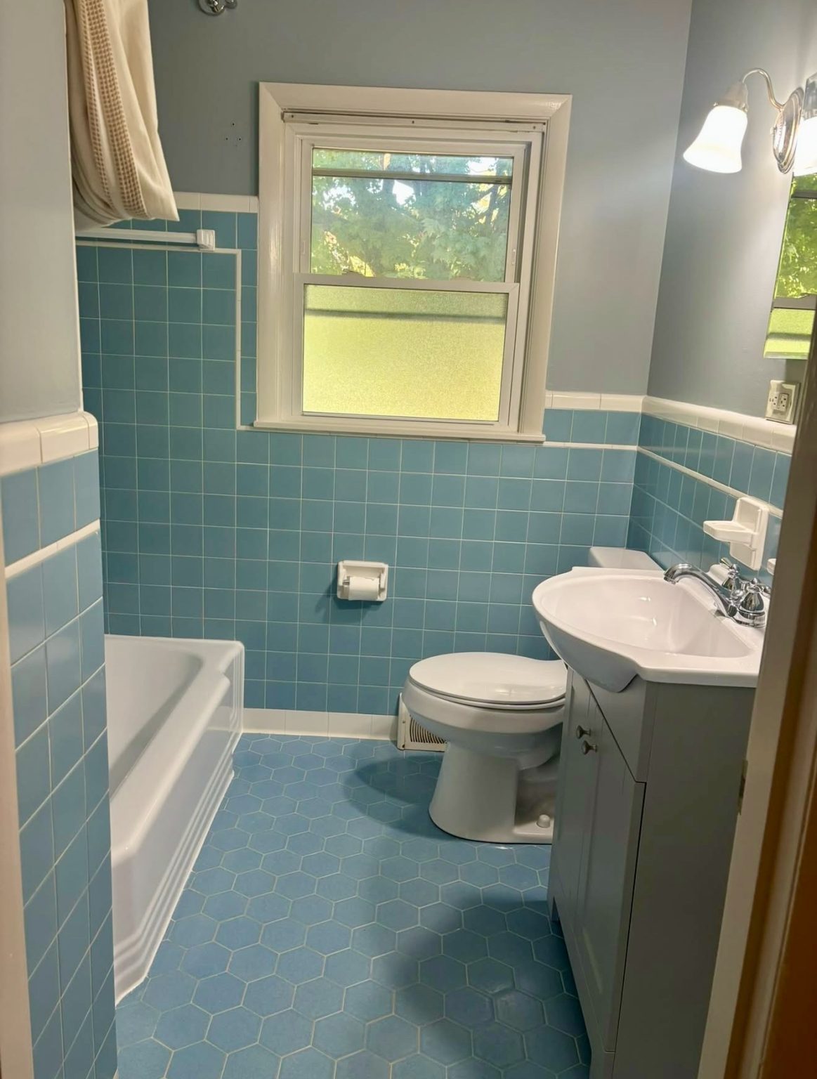 30 Bathroom Paint Colors 2026 – Fresh, Moody, and Stylish Ideas for ...