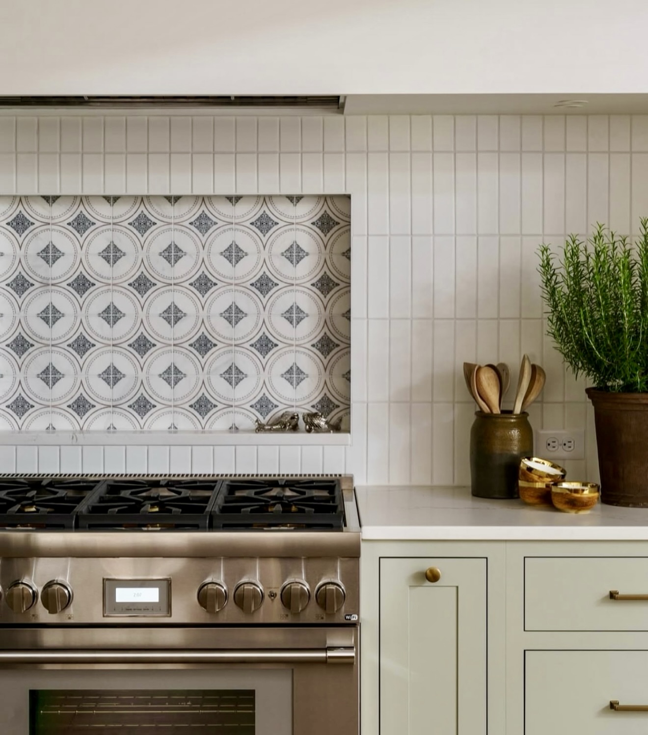 30 Kitchen Backsplash Ideas 2026: Modern, Farmhouse, Tile and Mosaic ...
