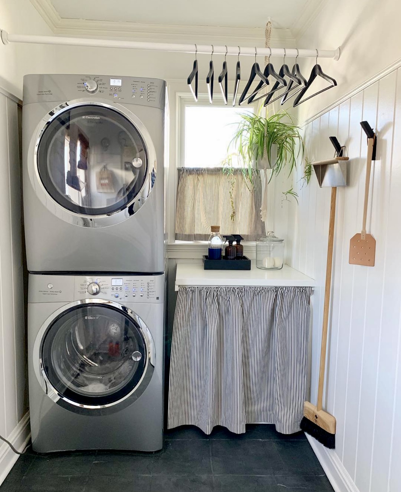 35 Tiny Laundry Room Ideas 2026 to Maximize Space and Style in Any Home ...