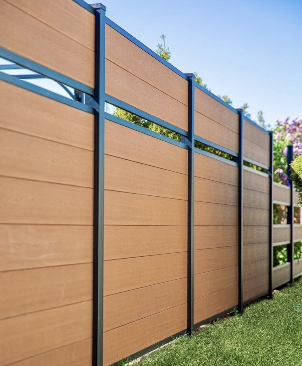 30 Privacy Fence Ideas for 2026: Stylish, Modern, and Budget-Friendly ...