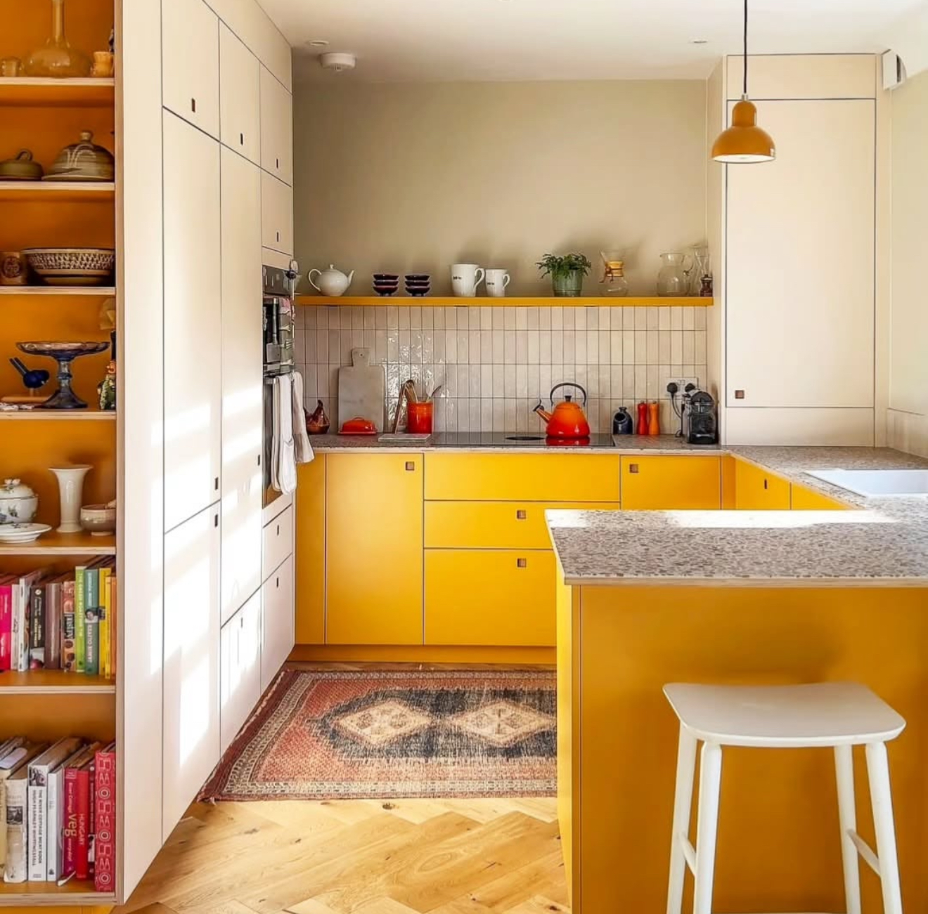 25 Yellow Kitchen 2026 Ideas: From Butter Pastels to Bold Mustard ...
