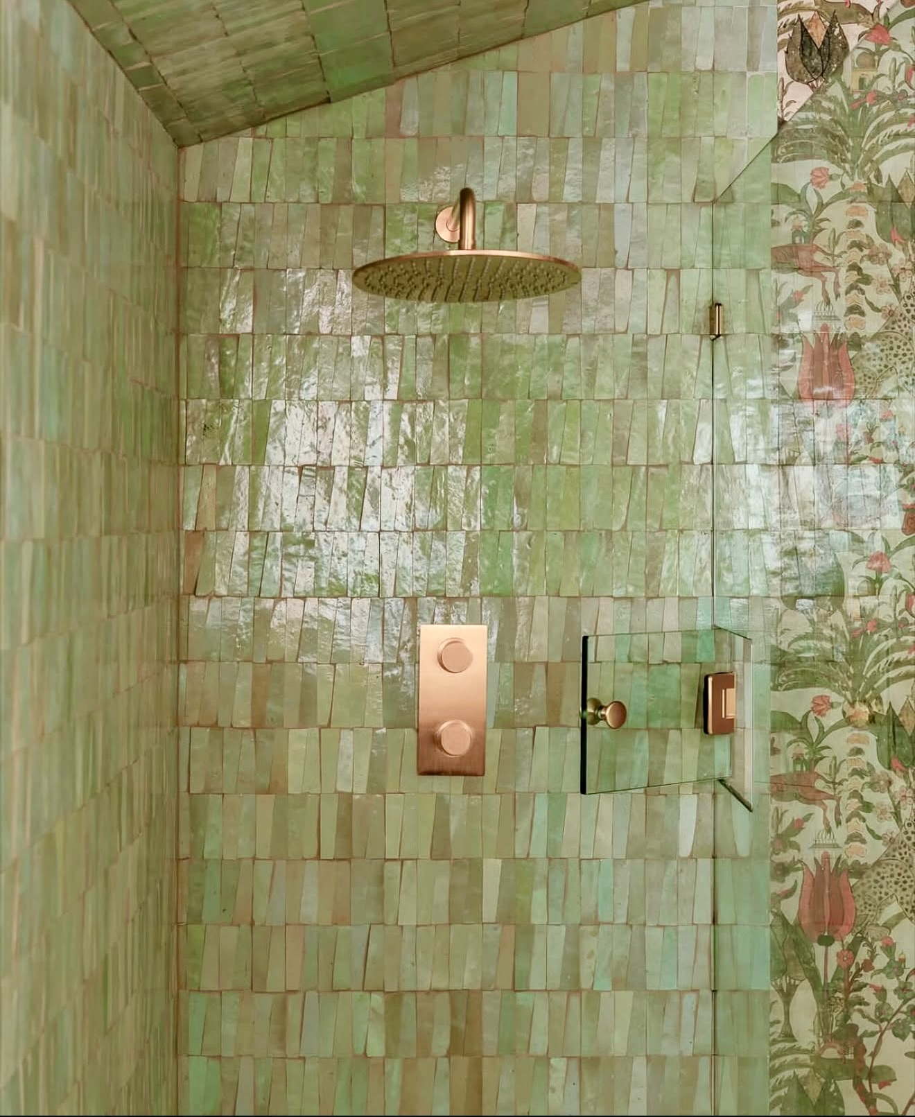 35 Shower Tile Ideas 2026 for Timeless, Modern, and Luxury Bathroom ...