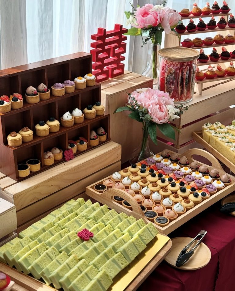 30 Dessert Table Ideas 2026: Stunning, Trendy and Elegant Displays for ...