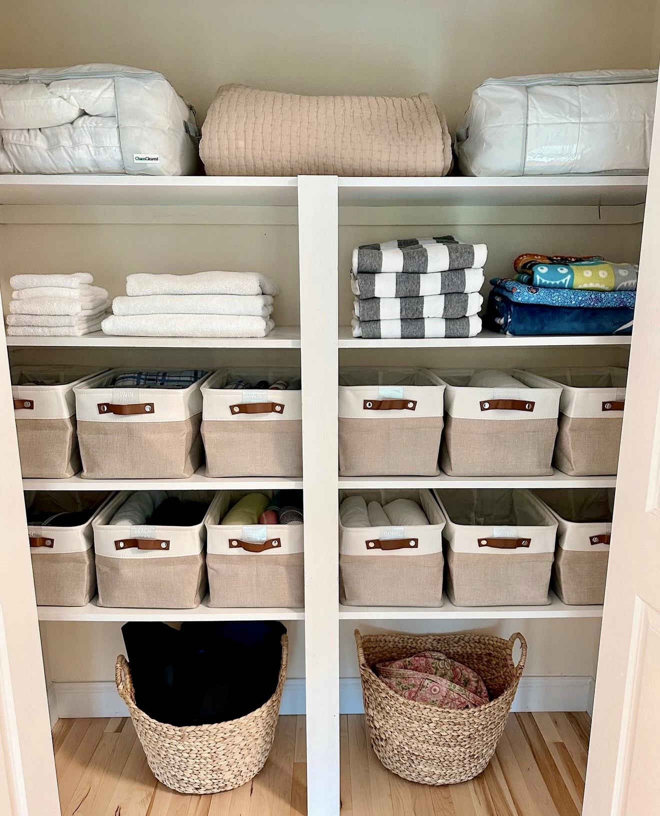 30 Linen Closet Organization 2026 Ideas That Transform Small Spaces ...