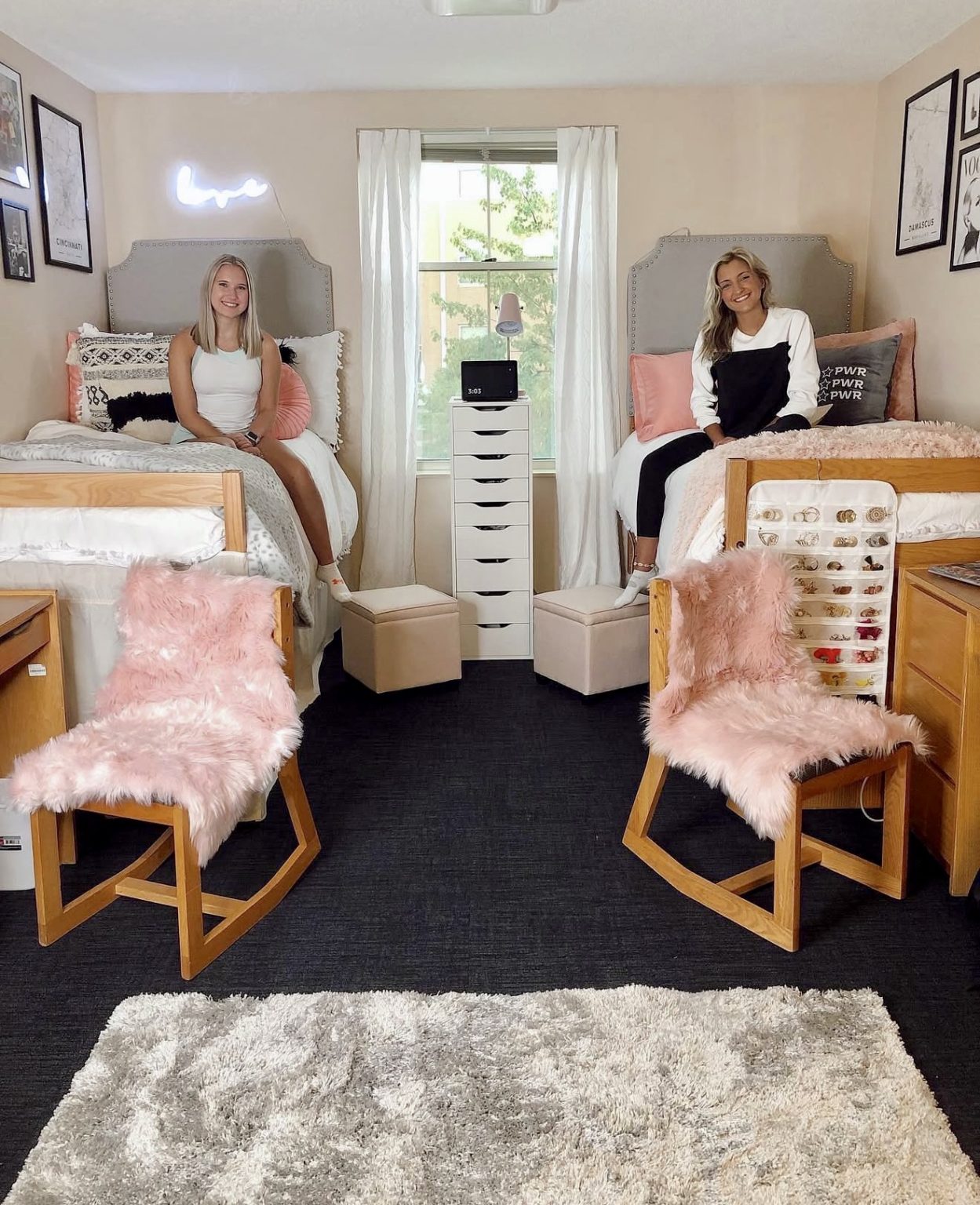 30 Dorm Room Decor 2026 Ideas That Transform College Living into Chic ...