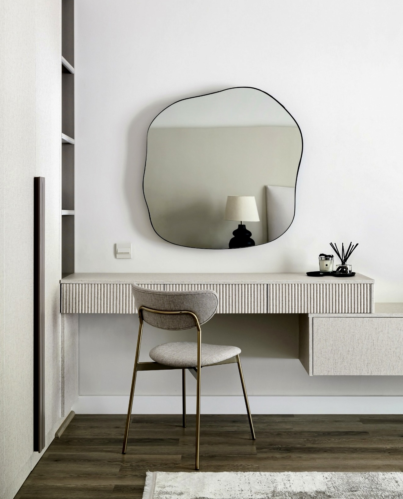 30 Vanity Ideas Bedroom 2026: Stylish, Modern and Small-Space Friendly ...