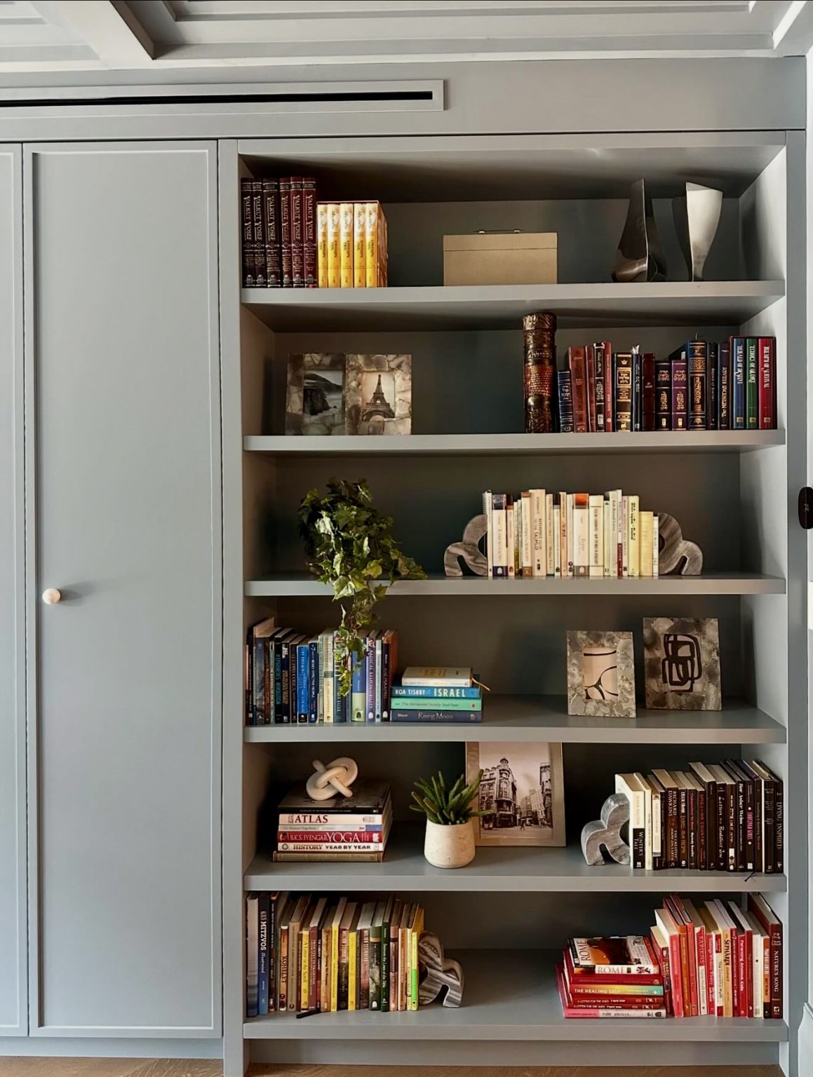 35 Bookshelf Styling 2026 Ideas to Transform Your Living Room with ...