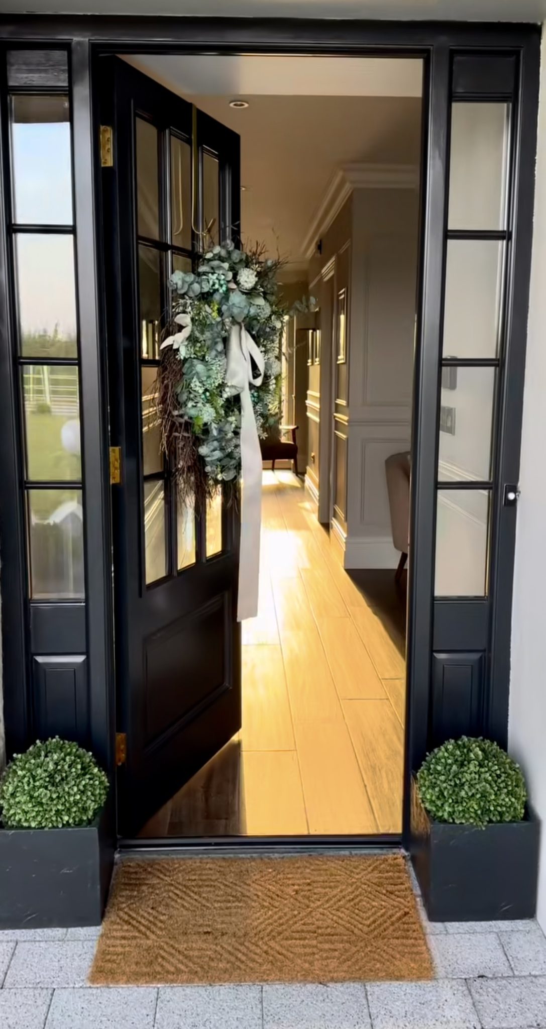 30 Front Door Color 2026: Stunning Door Paint Trends That Instantly ...