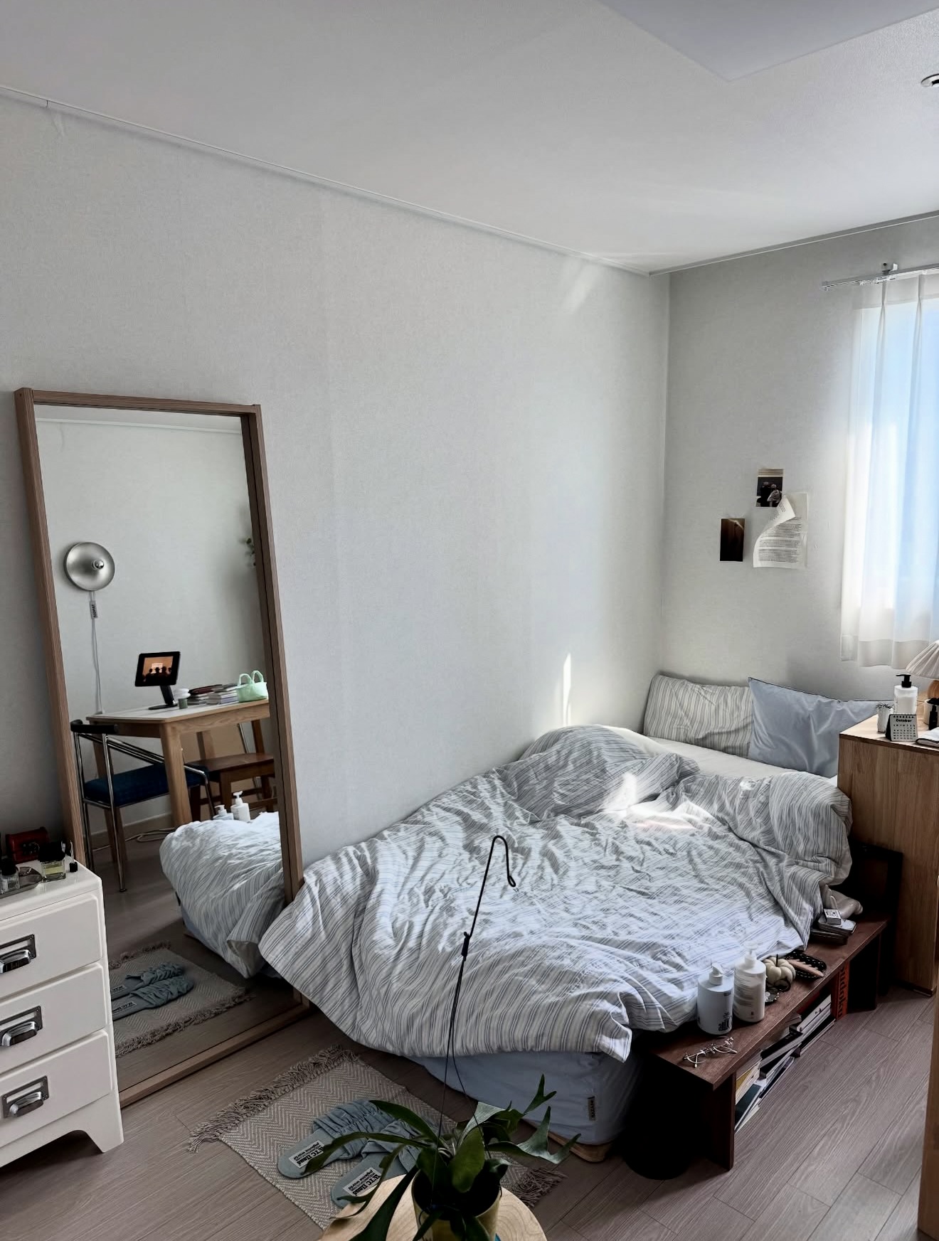 25 Clean Room Aesthetic 2026 Ideas For Cozy Minimalist Decor, Soft ...