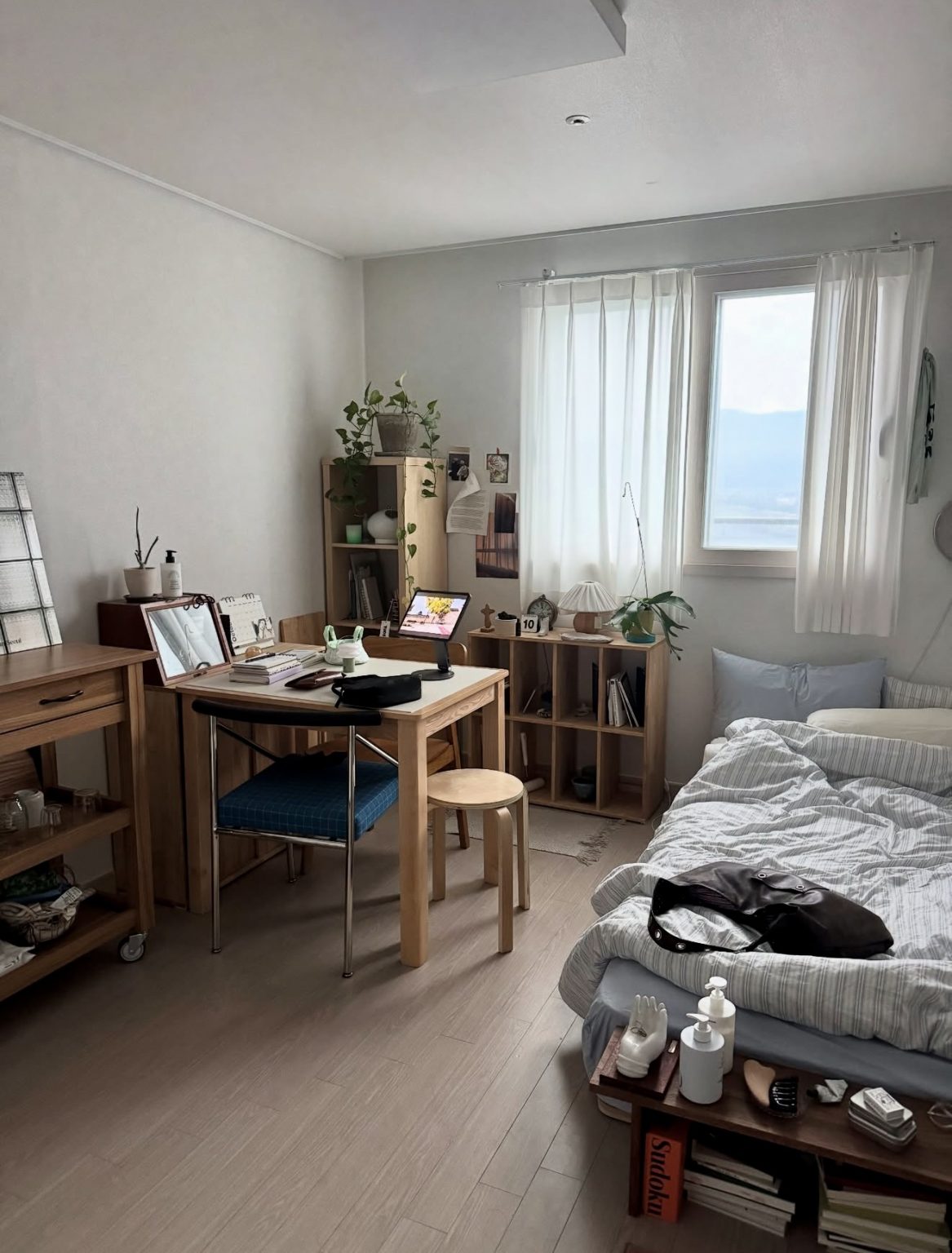 25 Clean Room Aesthetic 2026 Ideas For Cozy Minimalist Decor, Soft ...